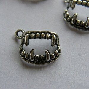 12 Vampire Teeth Fangs Charms Antique Silver Tone HC76 - Etsy