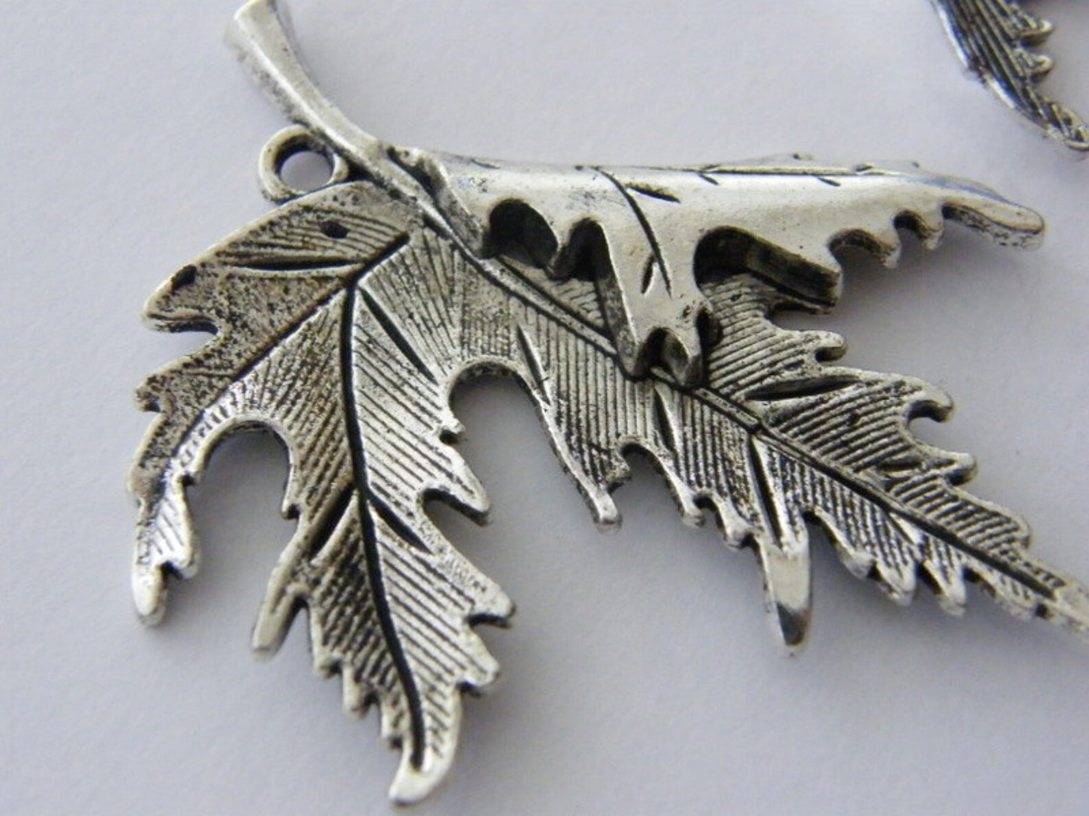 2 Leaf Charms Antique Silver Tone L112 - Etsy