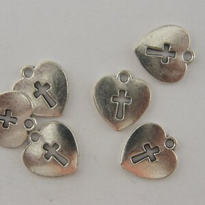 8 Heart and Cross Charms Antique Silver Tone C67 - Etsy