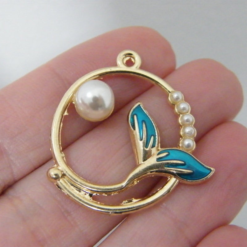 Mermaid Tail Pendant - Etsy