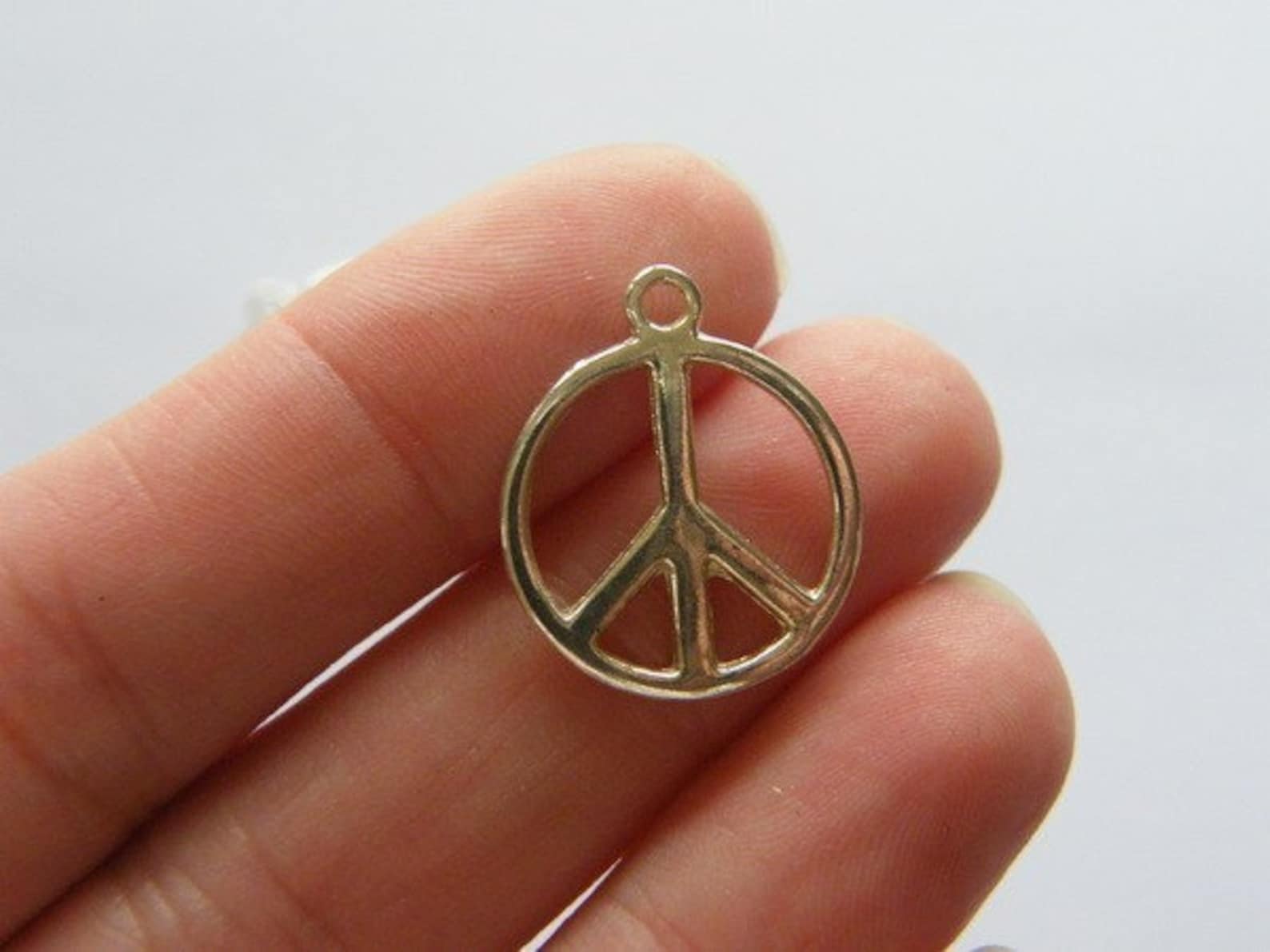 10 Peace sign charms antique silver tone P10 | Etsy