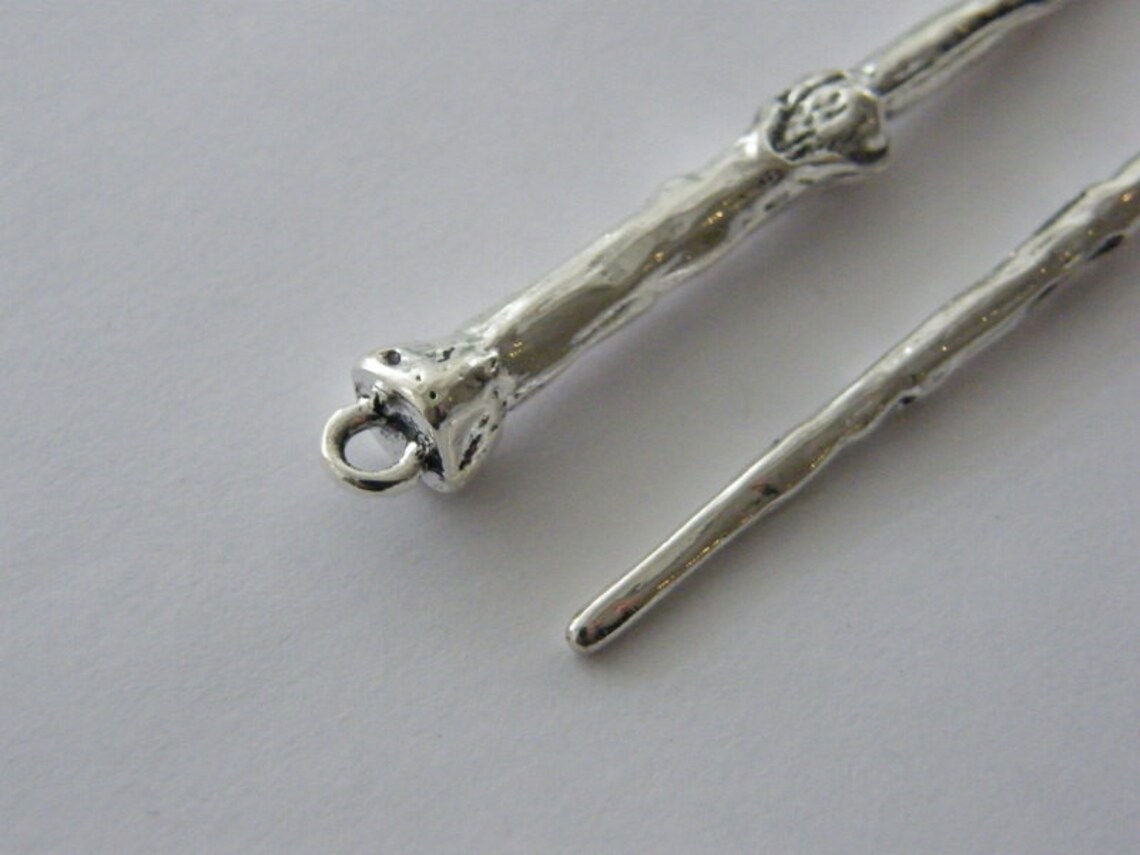 1 Wand Charm Antique Silver Tone P349 - Etsy