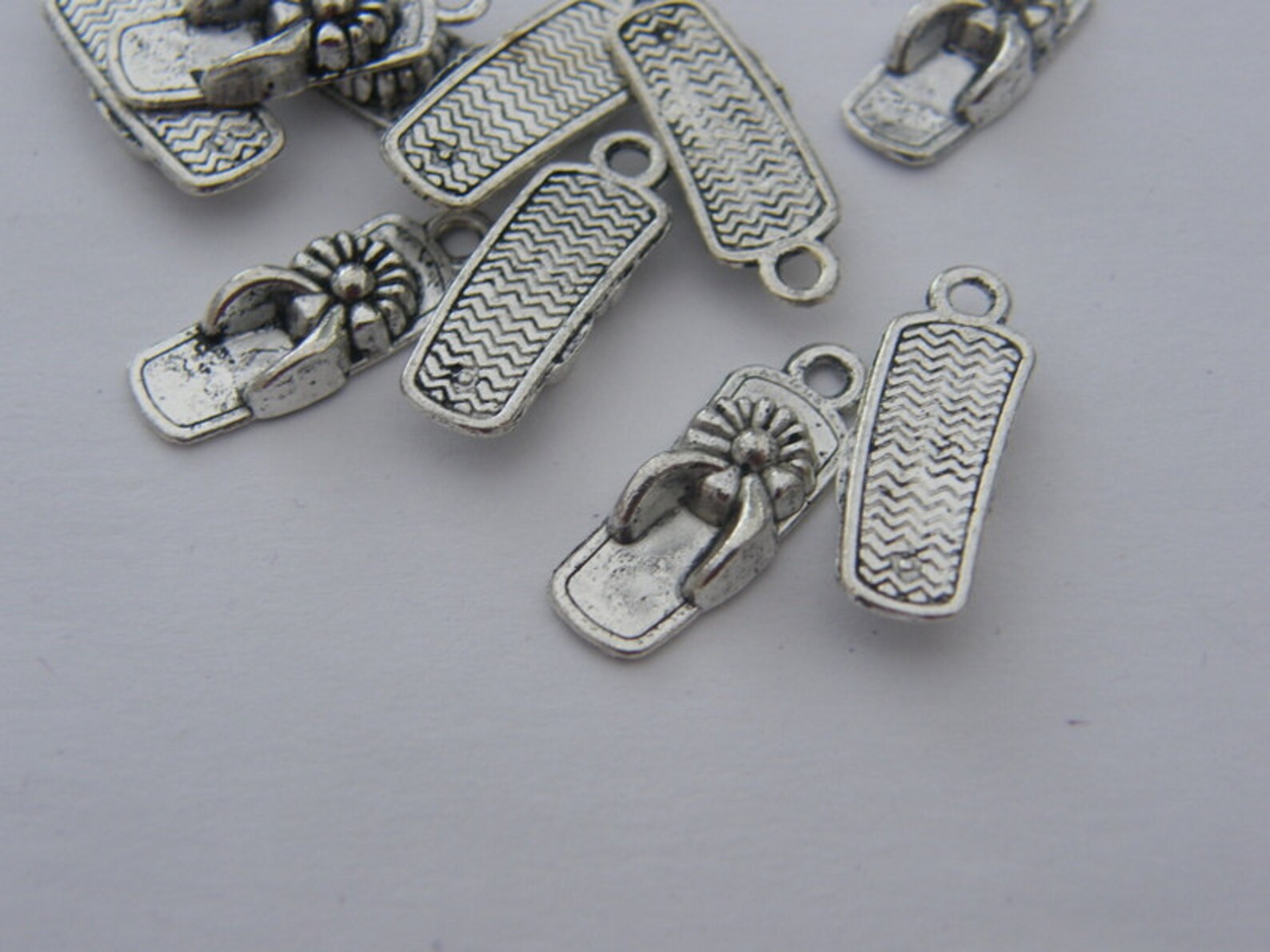 12 Flip Flop Sandal Shoe Charms Antique Silver Tone CA233 | Etsy