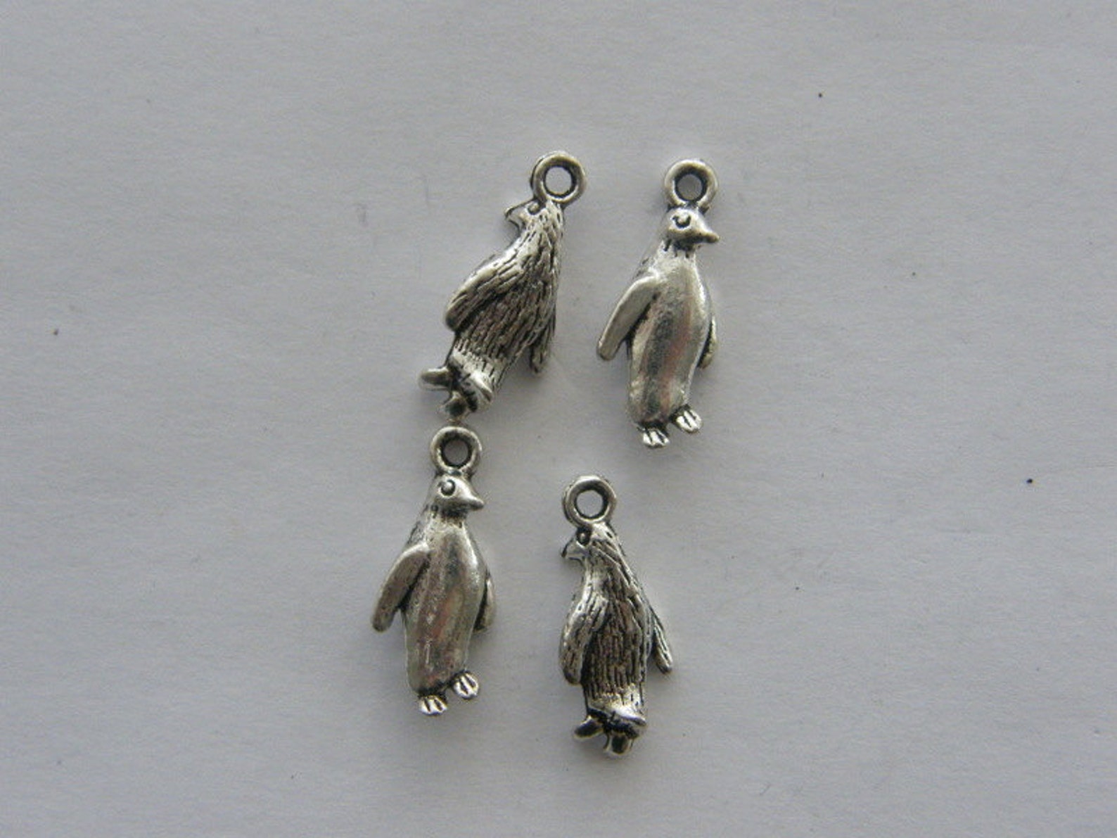 BULK 30 Penguin Charms Antique Silver Tone A170 | Etsy