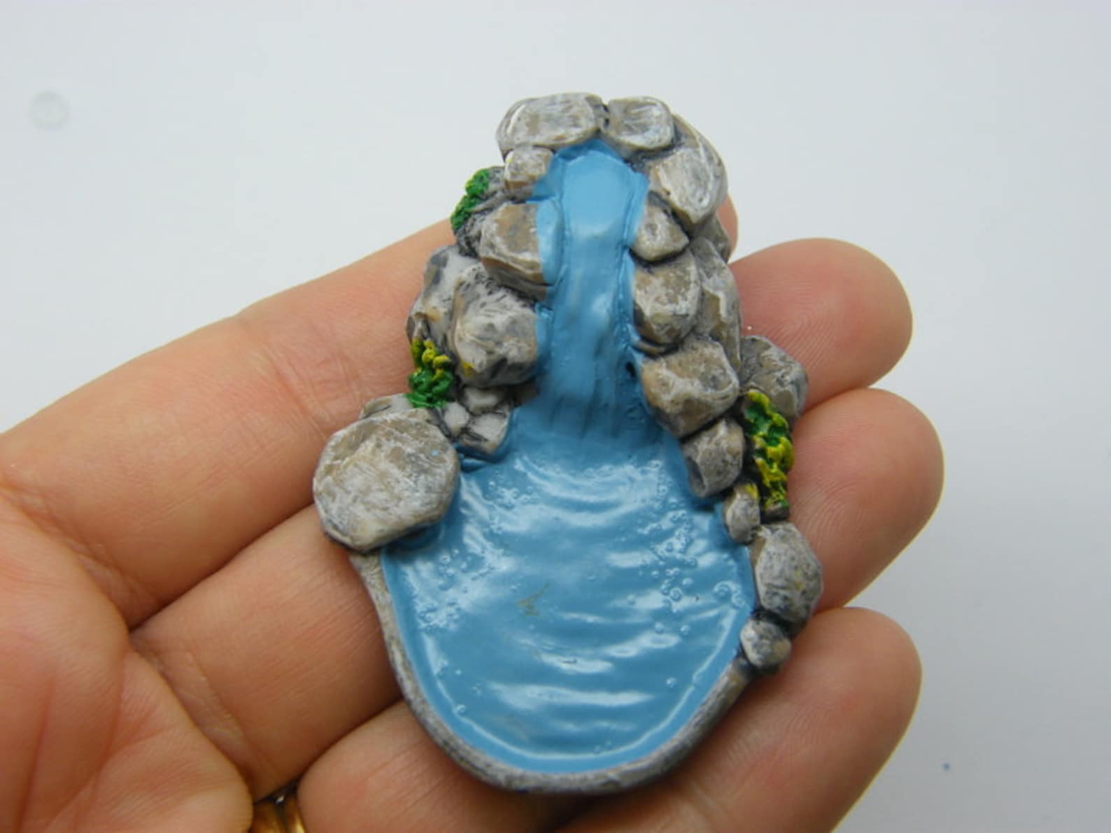 1 Pond Waterfall Miniature Dollhouse Resin WT52 - Etsy