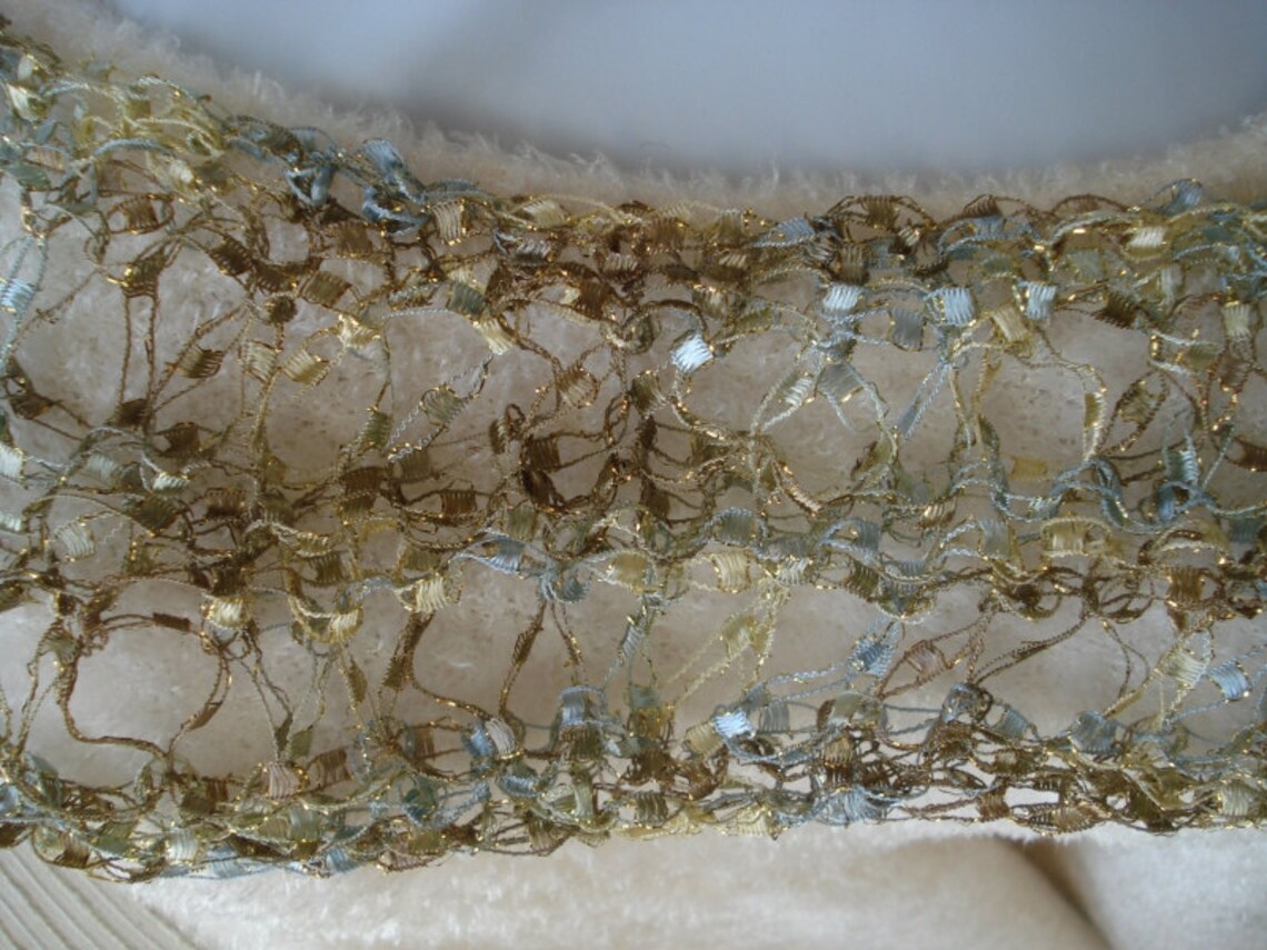 Pattern for Knit Moebius Scarf of Ladder Ribbon Yarn With Variations - Etsy