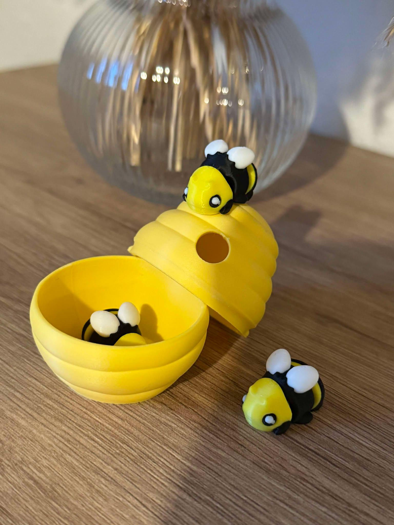 3D Printed Flexi Bees and Hive - Etsy