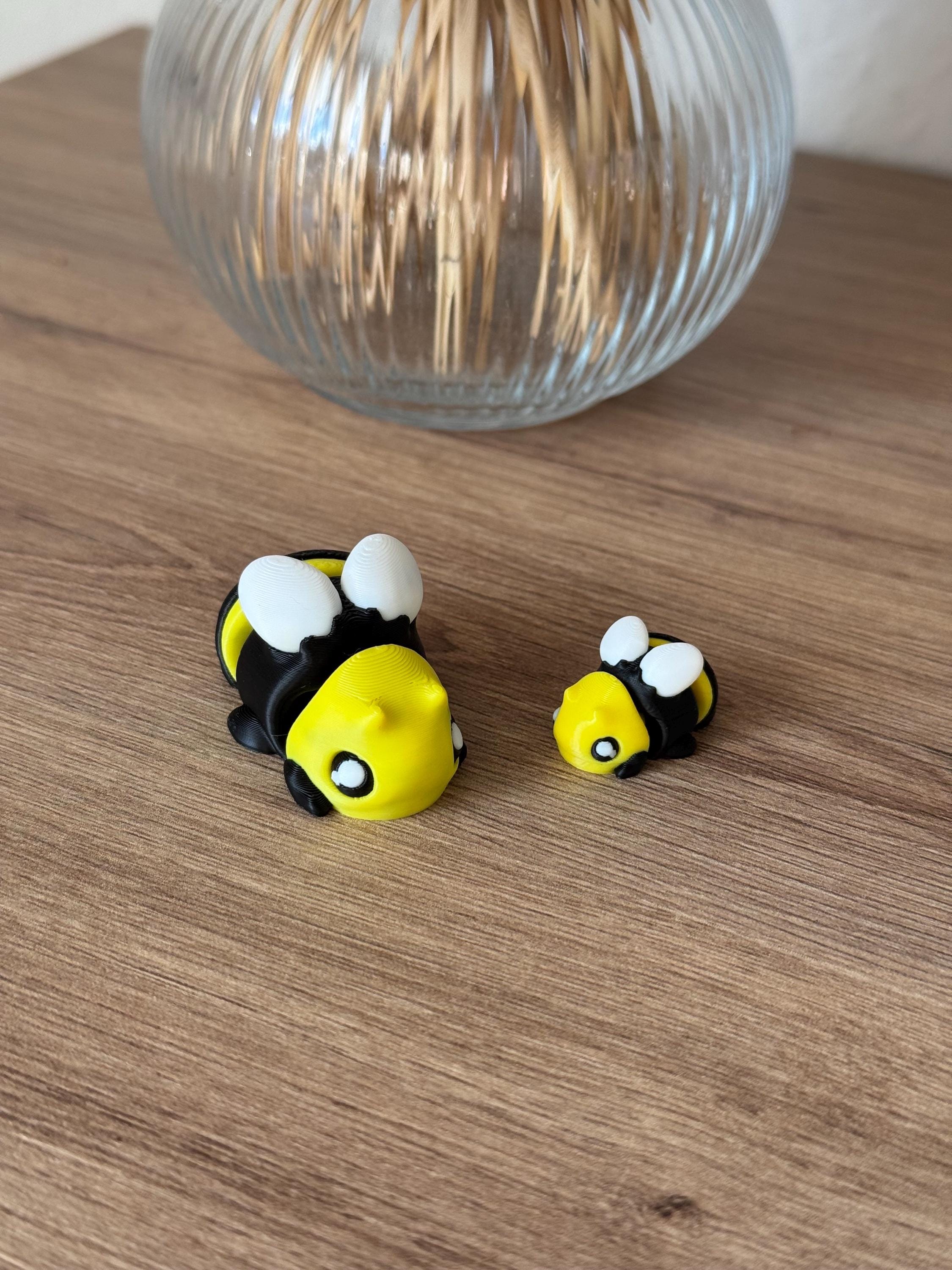3D Printed Flexi Bees and Hive - Etsy