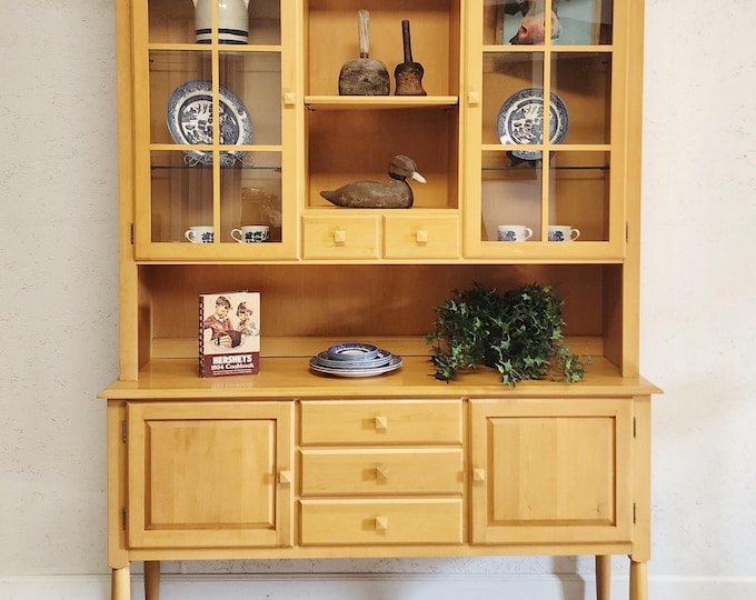 Ethan Allen American Dimensions China Hutch | Ethan Allen Vintage ...
