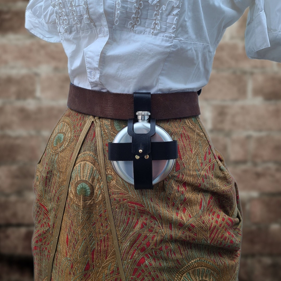 Hip Flask, RPG, Cosplay, LARP, LARP Flask, Dnd, Steampunk, Wedding Gift ...