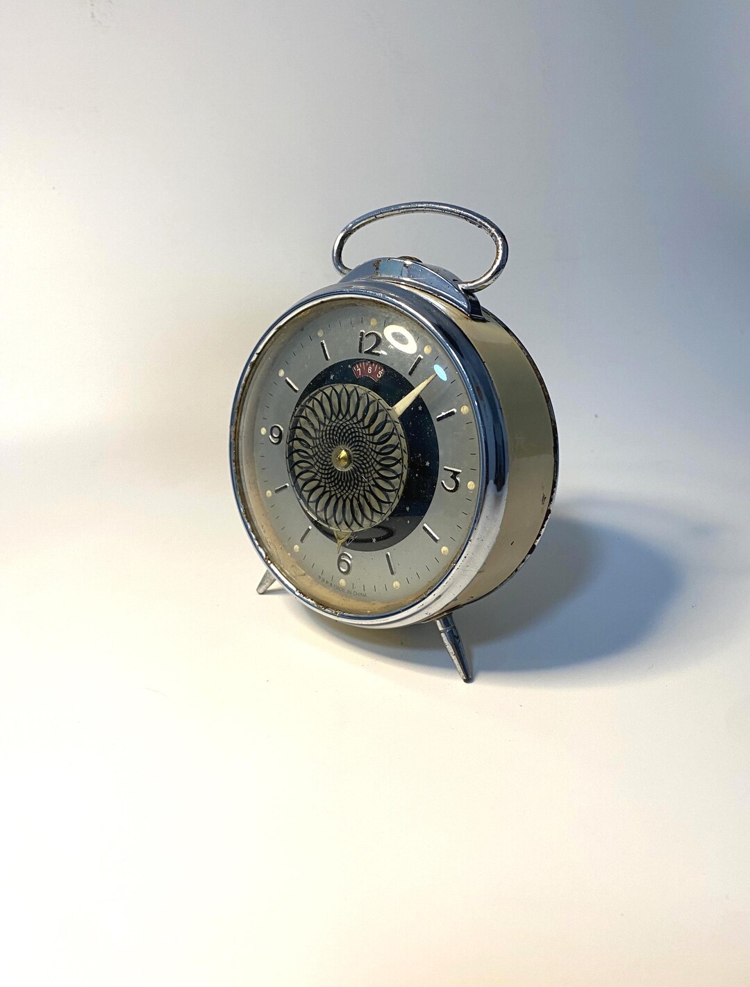1970s Vintage Bell Alarm Clock - Beige Mid-century Shangai Diamond ...