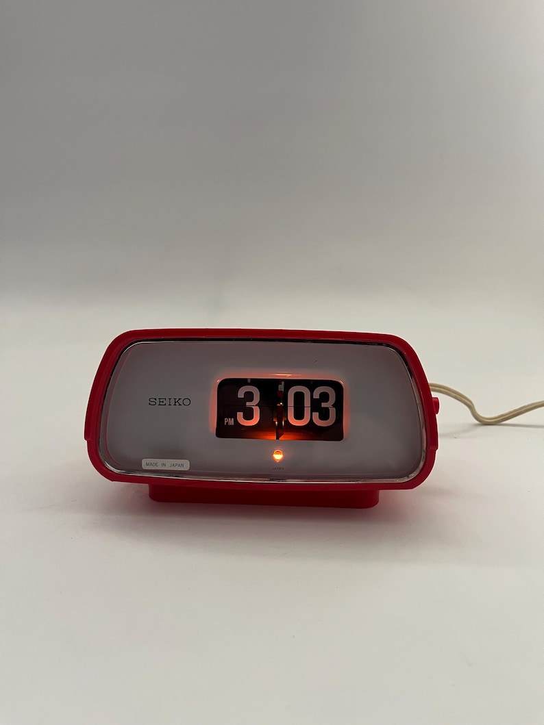 1970s Seiko Space Age Flip Clock – Mid-century Futurist Table Clock ...