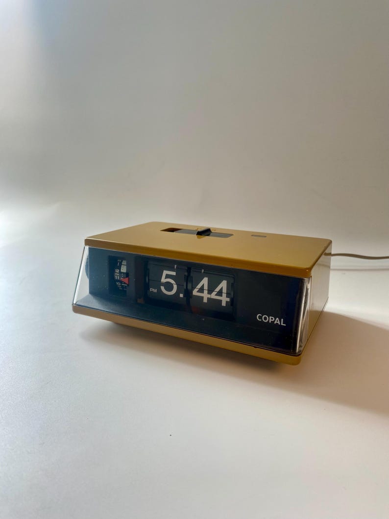 1970s Copal Flip Alarm Clock: Olive Green MCM Space Age Timepiece - Etsy