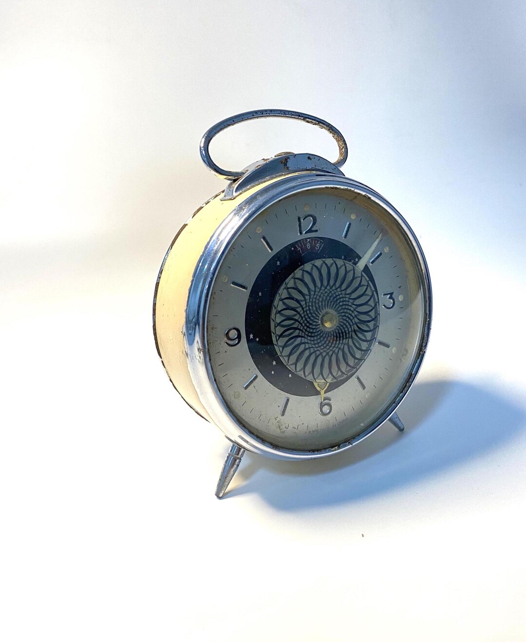 1970s Vintage Bell Alarm Clock - Beige Mid-century Shangai Diamond ...