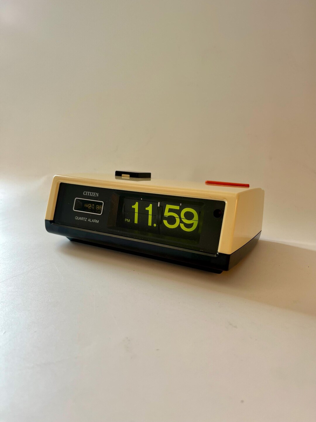1970s Retro Beige Citizen Flip Clock: 1980s Battery Quartz Alarm, MCM ...