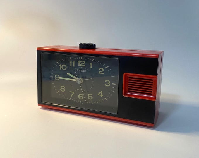 1980s Retro Seiko Alarm Clock: Red & Black Minimalist Decor - Etsy