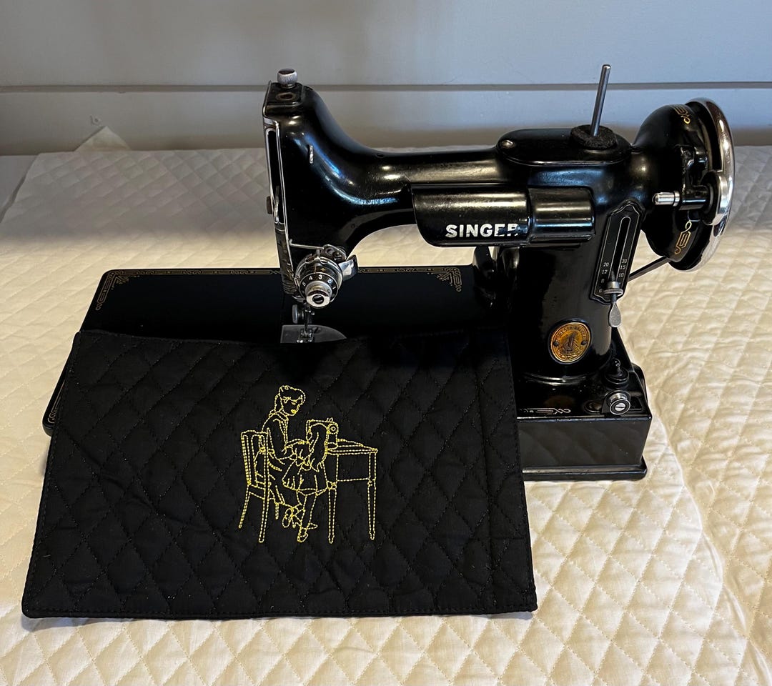 SALE--READY to SHIP --bed Mat-singer Mom) --singer Featherweight 221/ ...