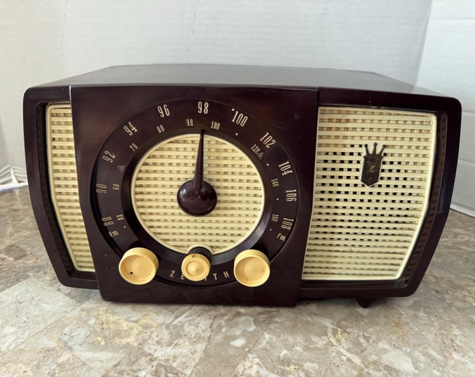 Vintage 1950 Zenith Tube Radio Y723 Bakelite AM/FM MCM Works Savanna ...