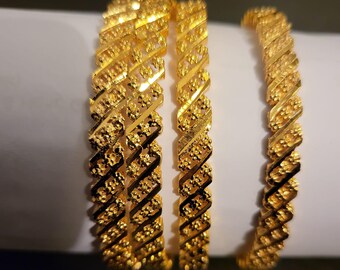 Set of 4 Gold Plated Indian Bangles - Etsy