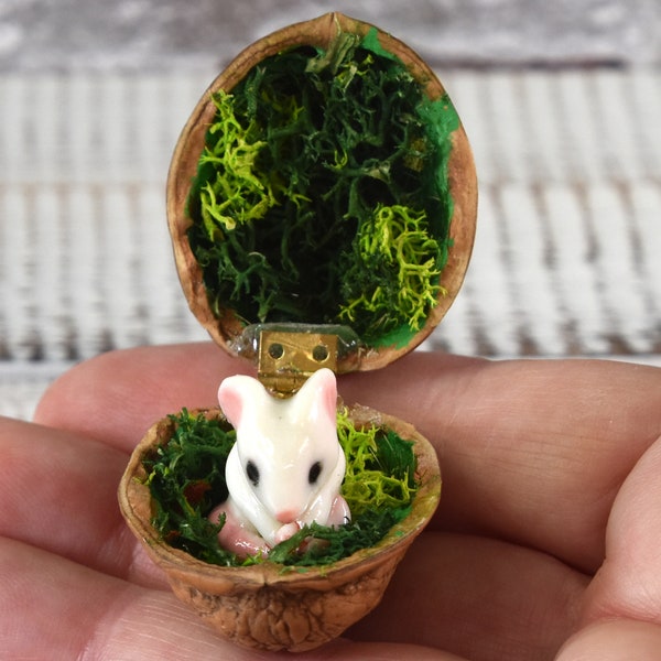 Shell Figurine - Etsy