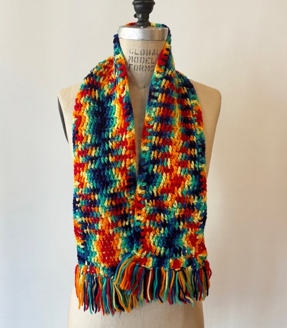 Vintage 1970s Space Dyed Crocheted Scarf With Fringed… - Gem