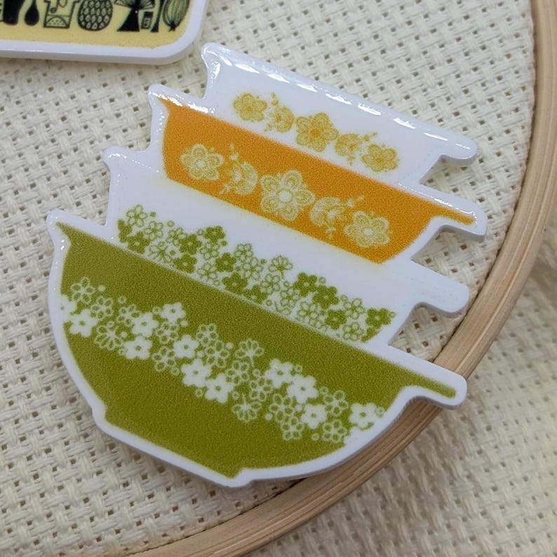 Vintage Pyrex Inspired Magnetic Needle Minder - You Choose - Etsy