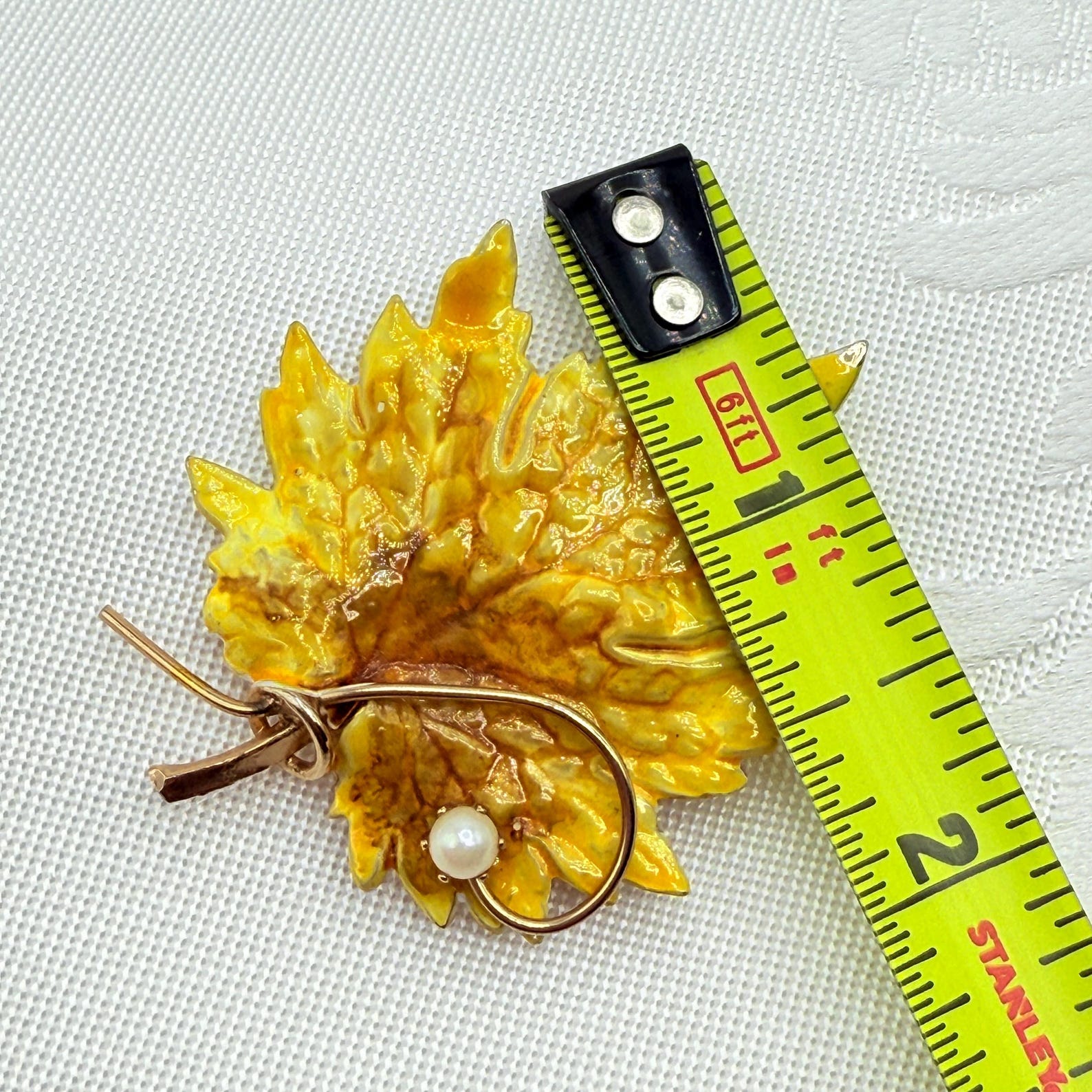 Vintage Yellow Enamel Autumn Fall Seasonal Gold Tone Maple Leaf Pin ...