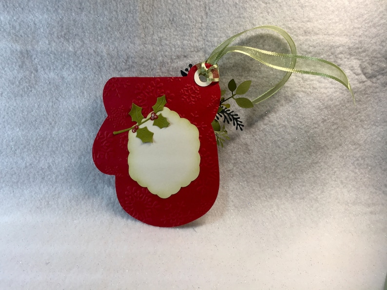 Holiday Mitten Gift Card Holder Tag Traditional Print Paper Bow Foliage ...