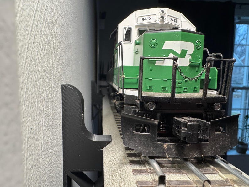 O Scale Wall Mount Bracket - Single Bracket (fastrack Compatible) - Etsy