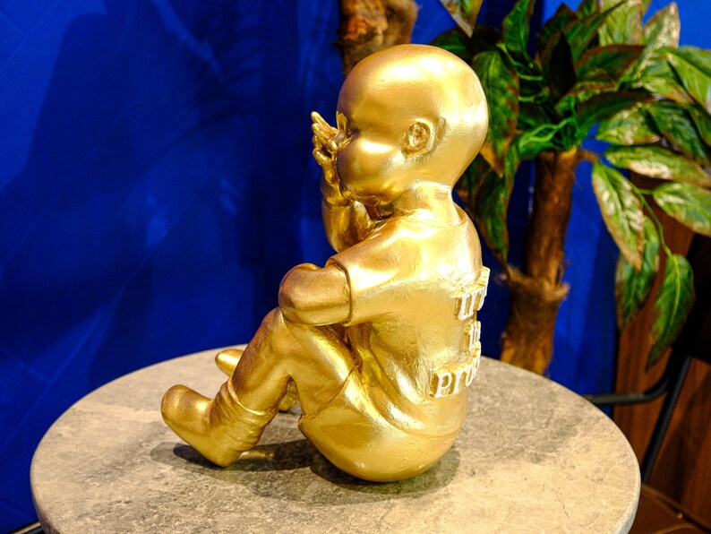 Crafted Gold Finger Pointing Child Sculpture – Sitting 2 Finger Gesture ...