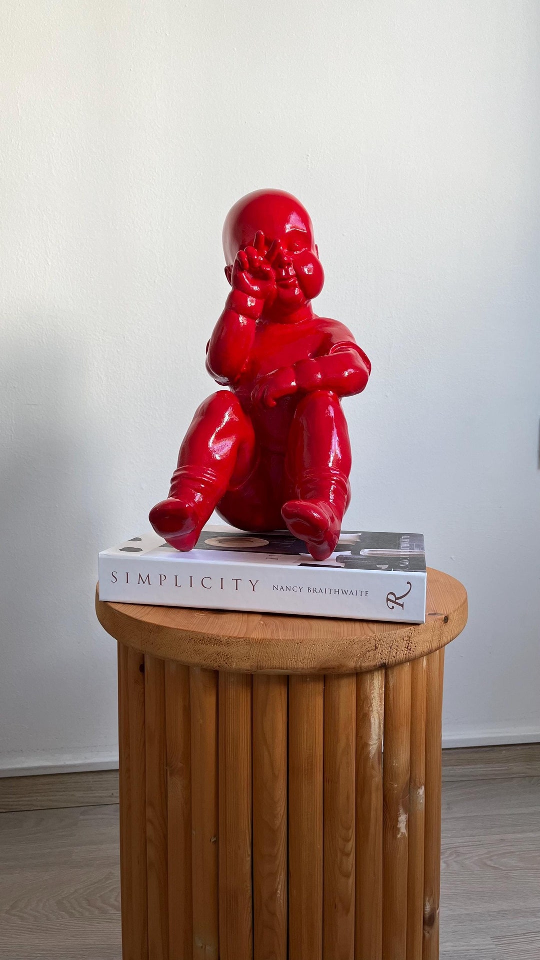 Red Finger Pointing Child Sculpture Sitting 2 Finger Gesture Figurine ...