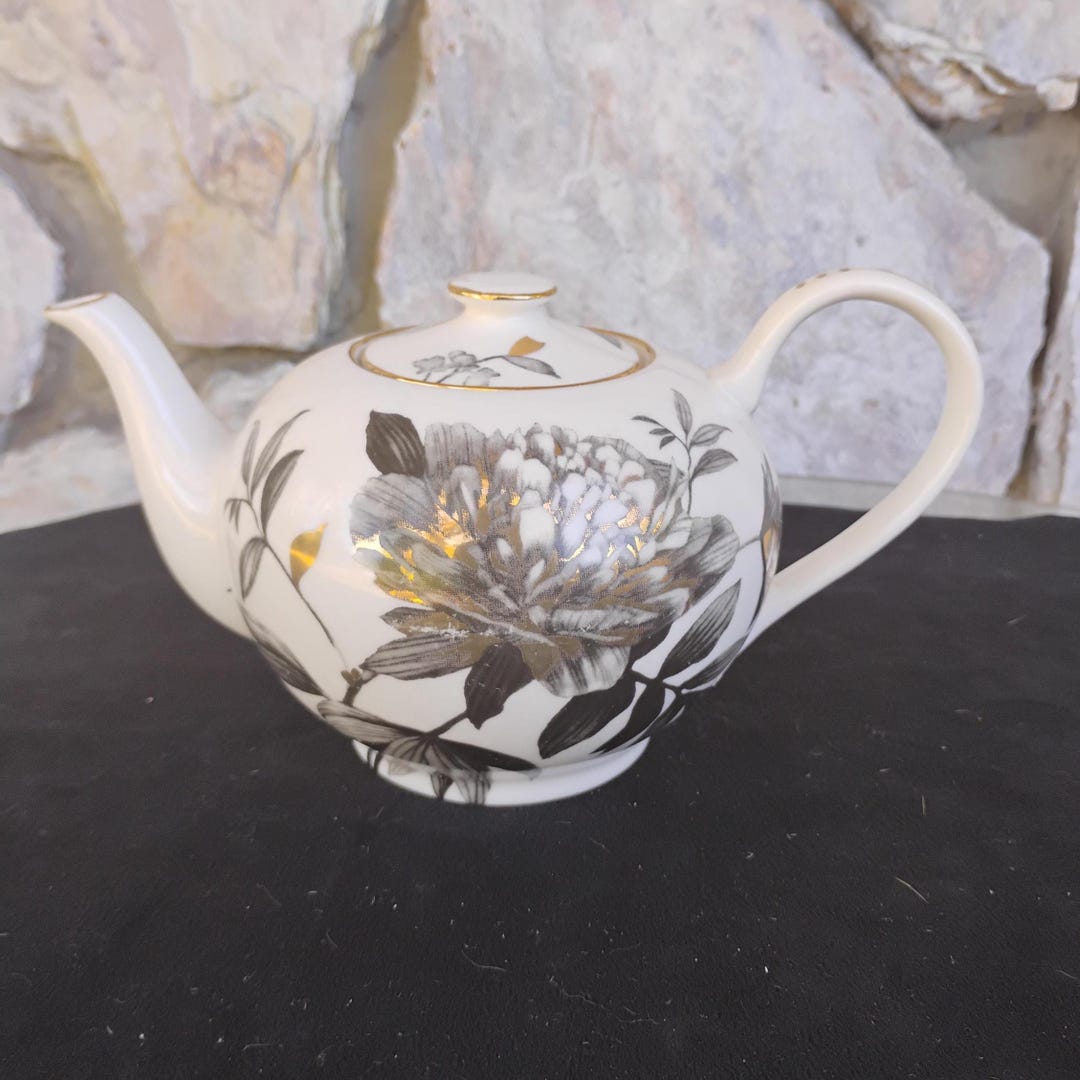 Grace Teaware Floral Tea Set – Teapot, Creamer, Sugar Bowl, 4 Tea Cups ...