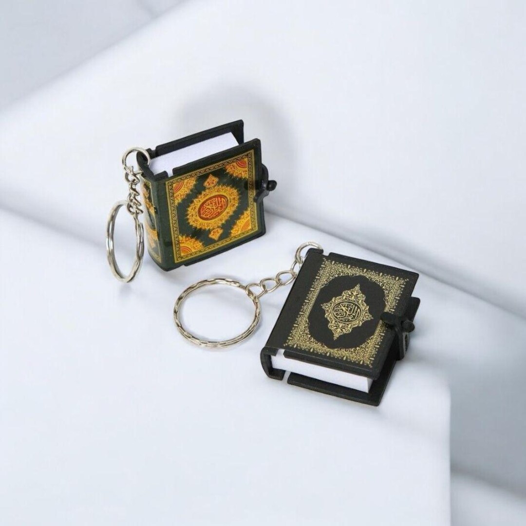 Mini Quran Keychain-İslamic Gift - Etsy