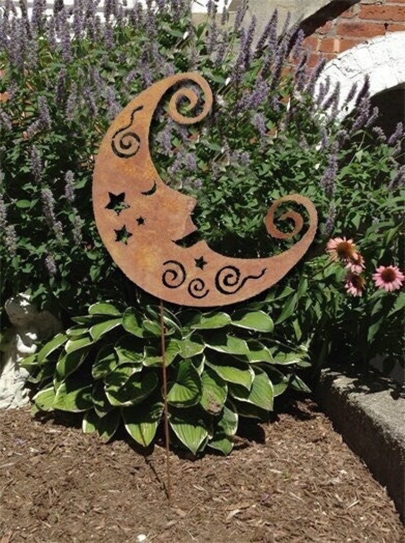 Crescent Moon Garden Stake, Rust Patina Celestial Yard Art - Etsy