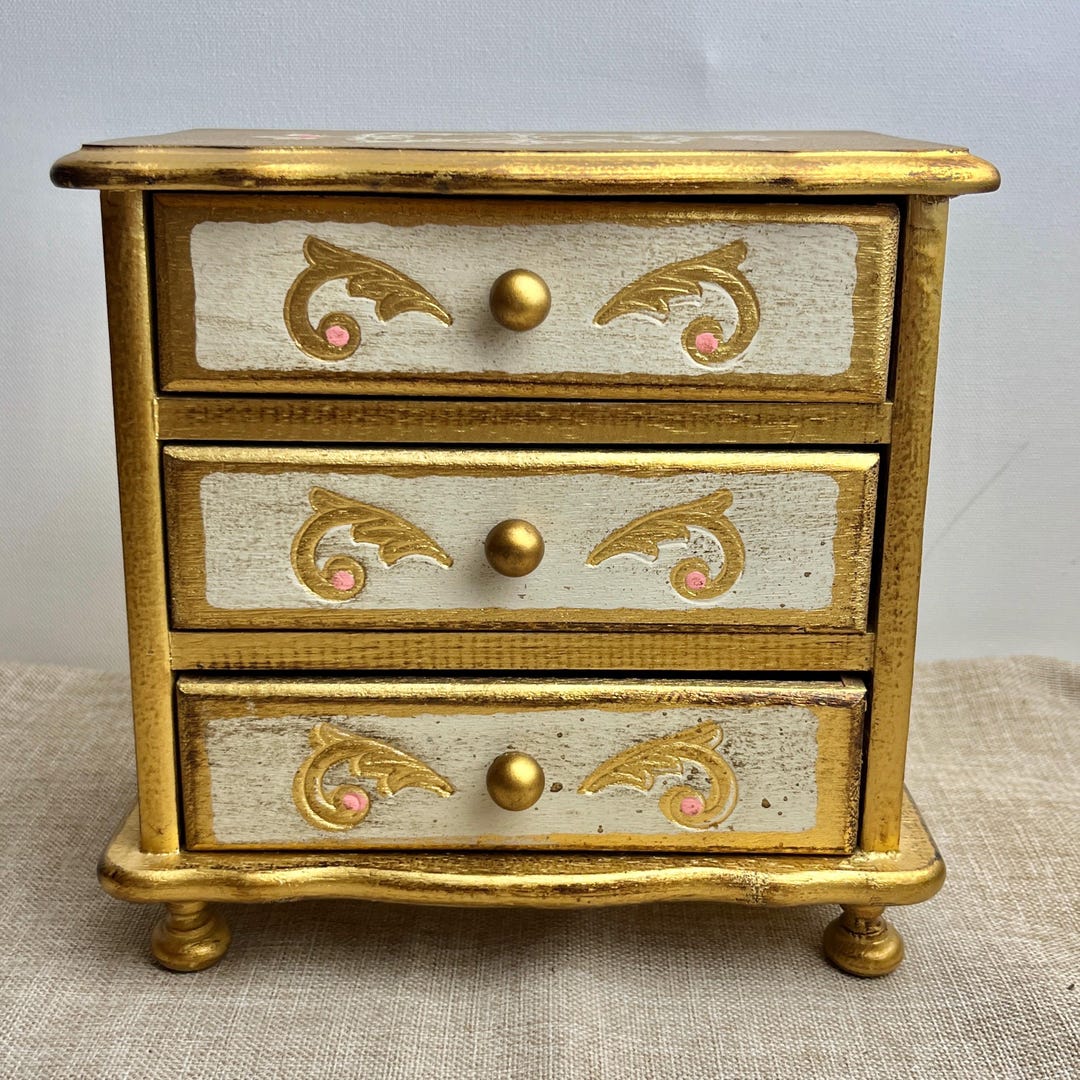 Vintage Florentine-style Music Box Jewelry Chest – Gold Gilt & Red ...