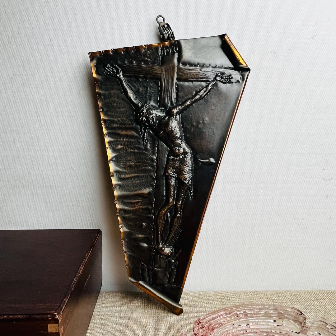 MCM Italian Copper Crucifix Relief Art 13” Brutalist Christ Plaque ...