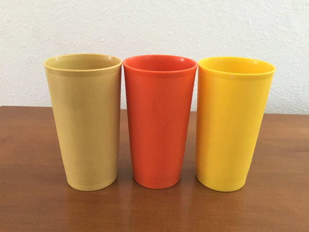 Tupperware Tumbler Drinking Glasses Tupperware Tumblers 1980's Colors ...