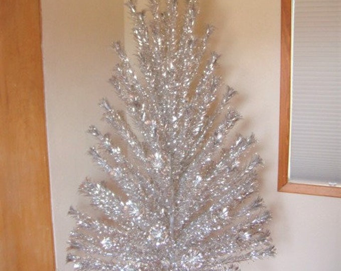 7 Ft Aluminum Christmas Tree Evergleam 97 Branch Original Box Fountain ...