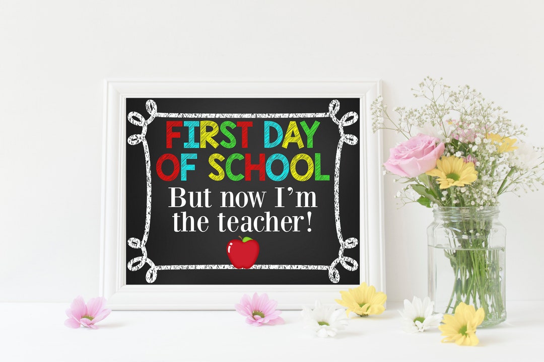 Teacher Sign, Teacher First Day of School, New Teacher, Back to School ...