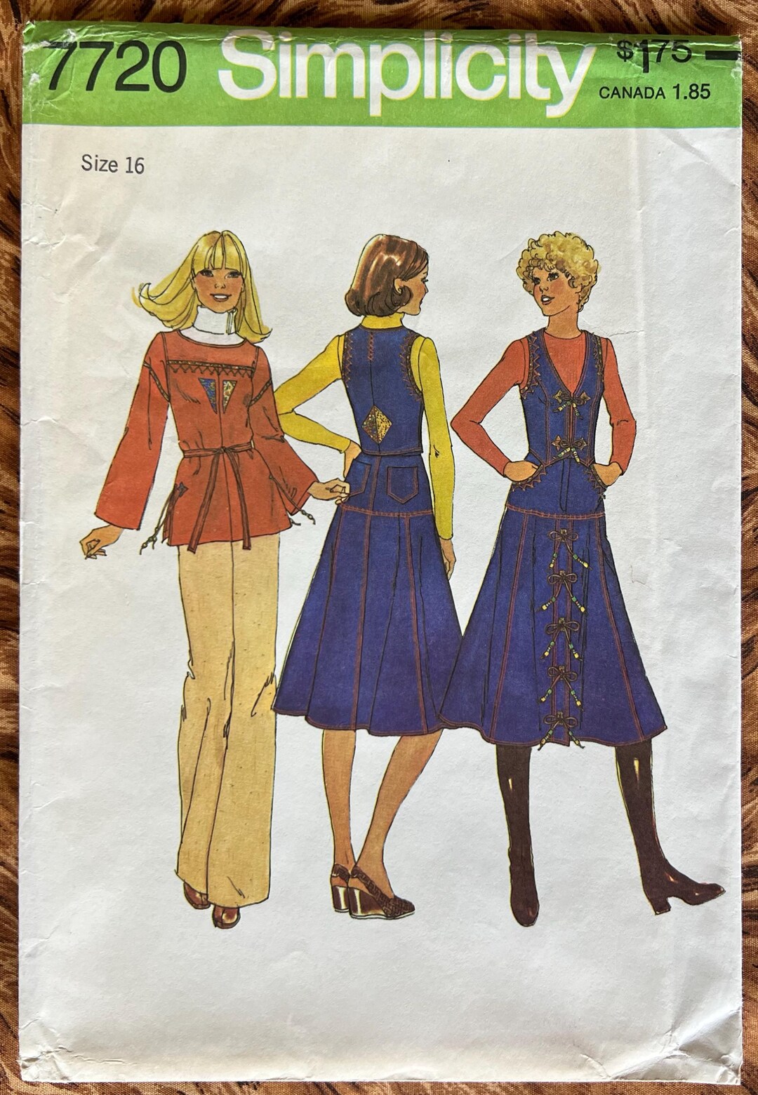 UNCUT 1970s Pattern Simplicity 7720 - Flared 6-gore Skirt, Vest ...