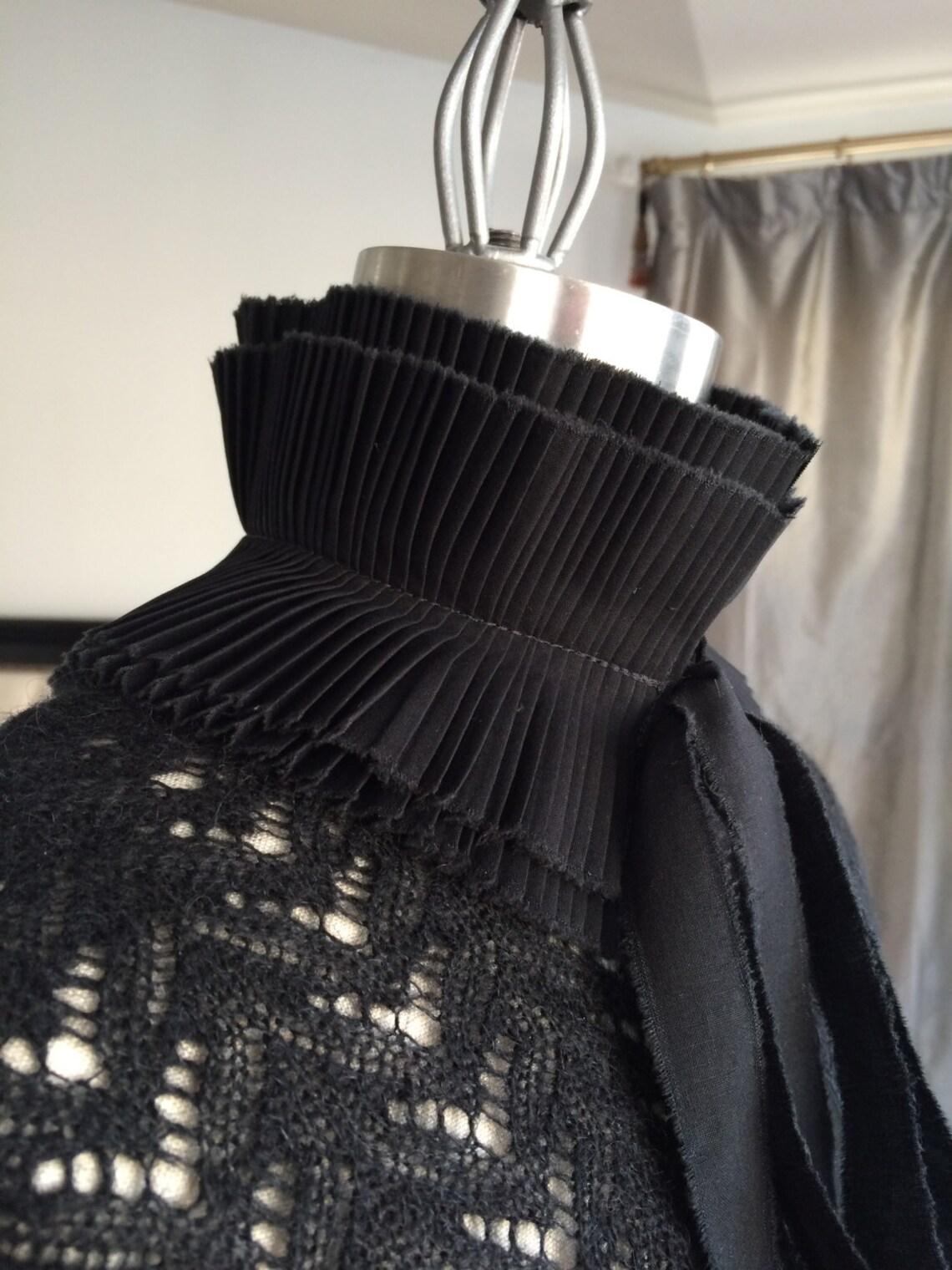 RUFFLE COLLAR/VICTORIAN Collar/more Colors/detachable Ruffle | Etsy