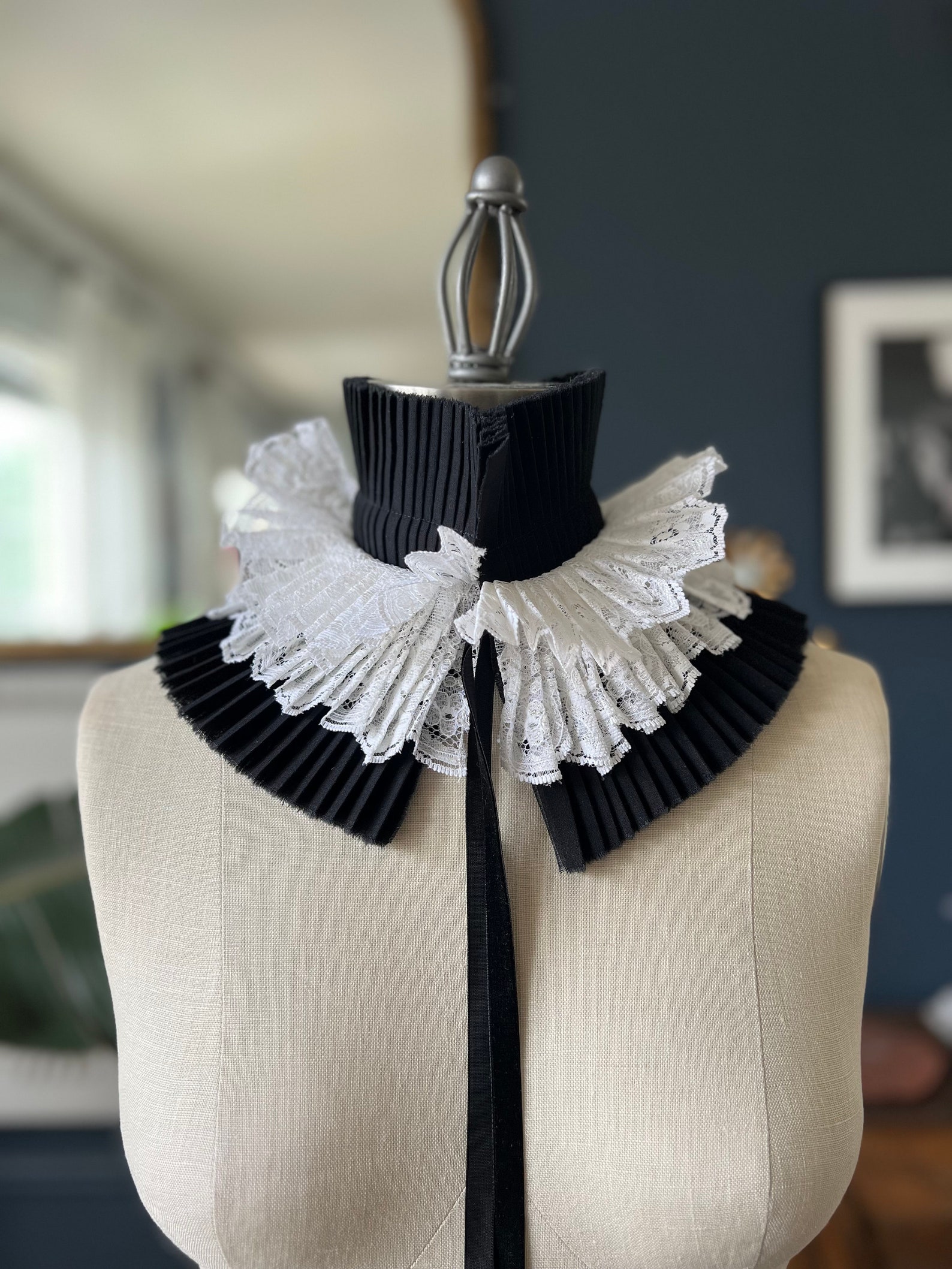 Victorian Lace Collar/neck Ruff/ Ruffled Collar/ Victorian Collar ...