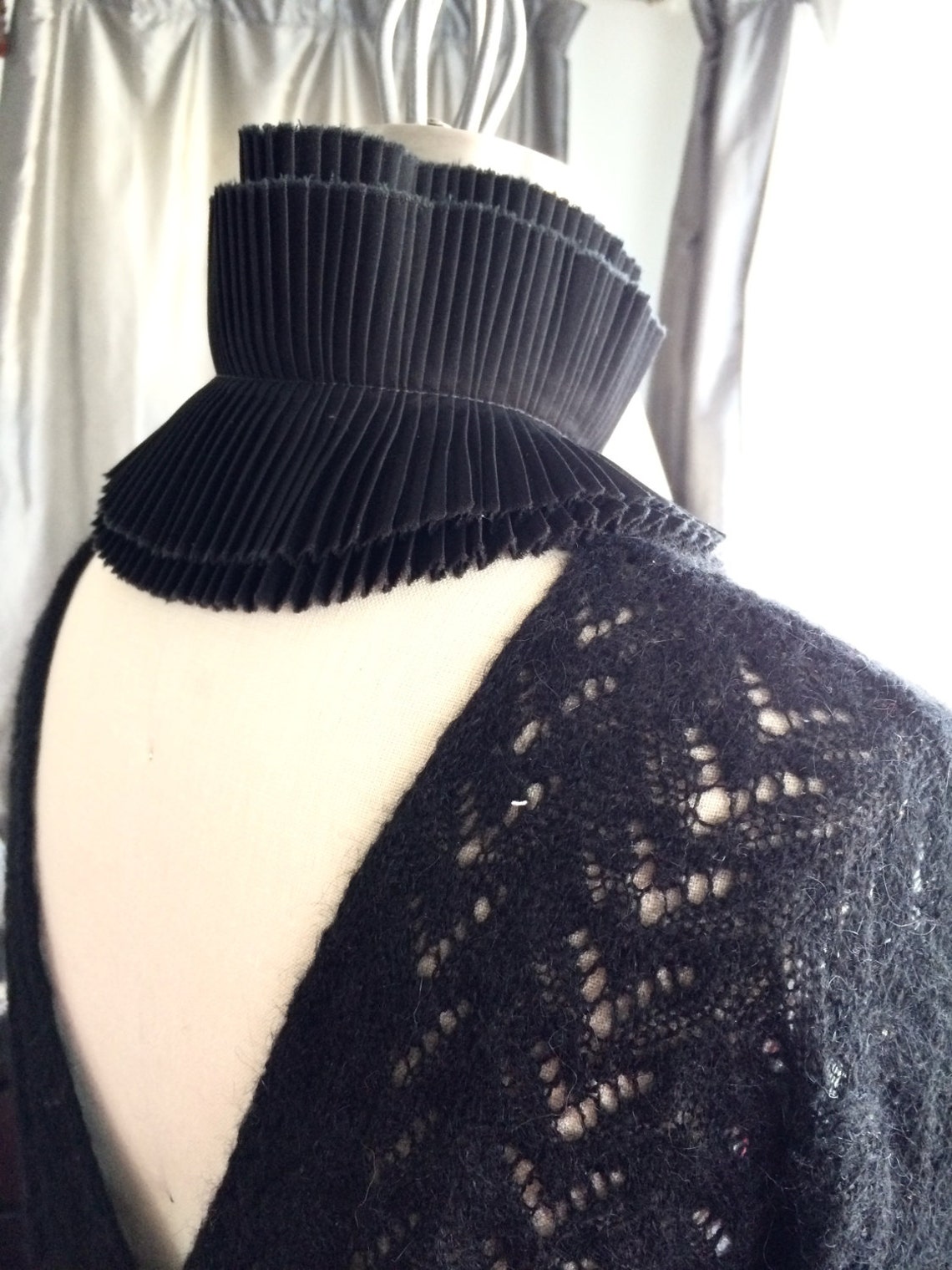 RUFFLE COLLAR/VICTORIAN Collar/more Colors/detachable Ruffle | Etsy