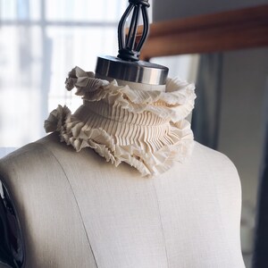 IVORY RUFFLE Choker/black Choker/neck Ruff/detachable Collar/collar ...