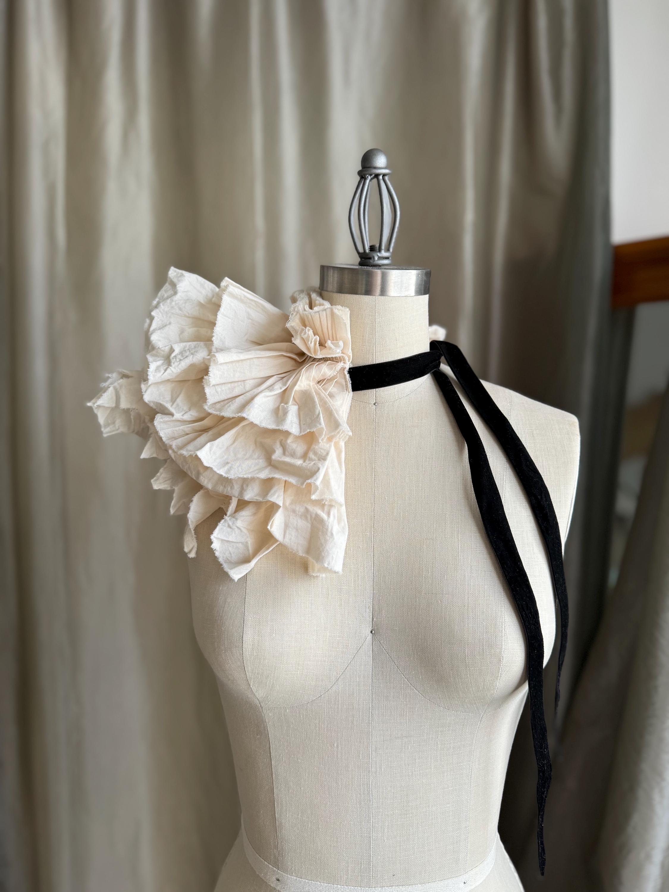 Unisex Oversized Ruffled Necklace/ Ivory/ Ruffled Choker/ Unisex ...