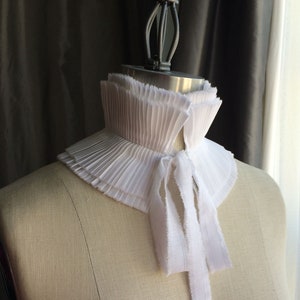 RUFFLE COLLAR/VICTORIAN Collar/more Colors/detachable Ruffle Collar ...