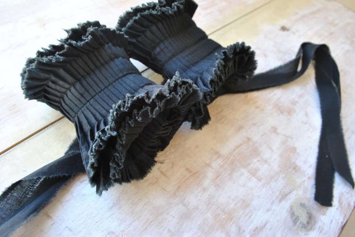 Best Seller/ White Detachable Cuffs/totally Hand Pleated and | Etsy
