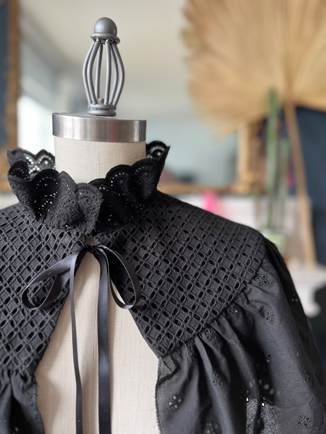 True Romance Embroidered Collar/ Black Collar/ Oversized - Etsy