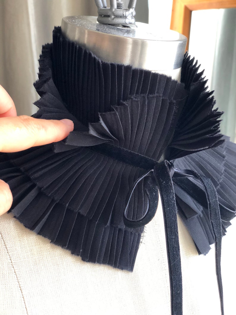 BLACK Detachable SILK Collar/ruffle Collar/pleated Collar/high | Etsy