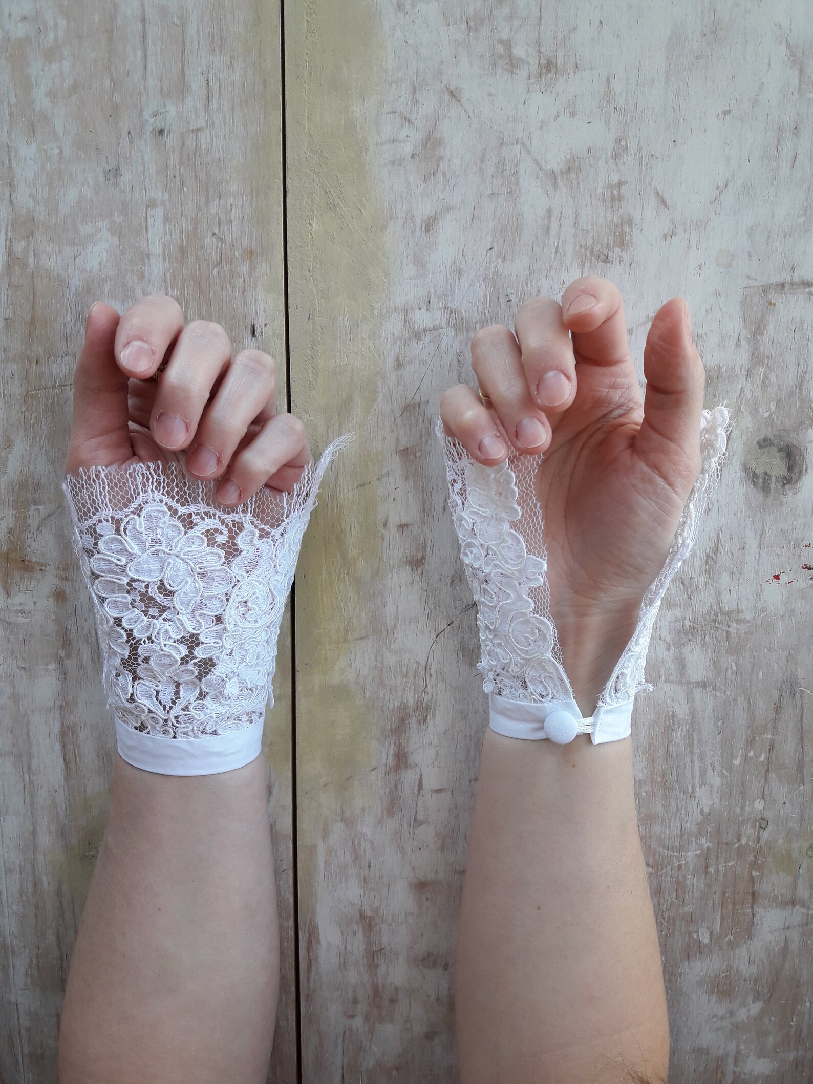 French Lace Cuffs/detachable Cuffs/fashion Accessories/couture - Etsy